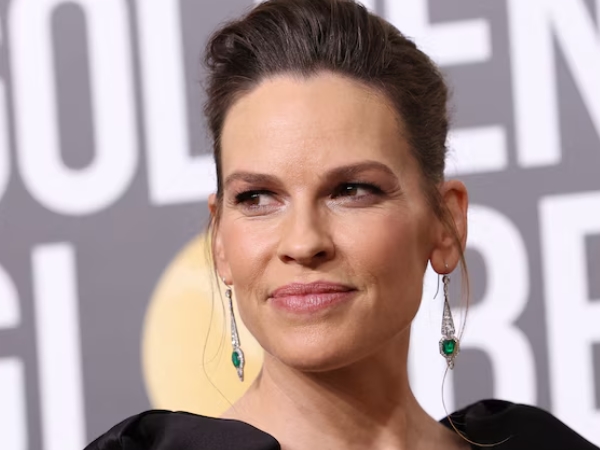 Actriz Hilary Swank comparte su experiencia de ser madre a los 48 años tras congelar óvulos ...
