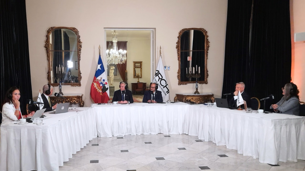 Presidente Kast da su primera entrevista radial organizada por ARCHI ...